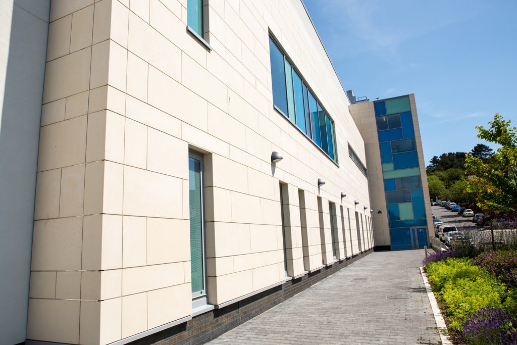 Bronglais Hospital, Aberystwyth, Wales | TI Dynamic Facades